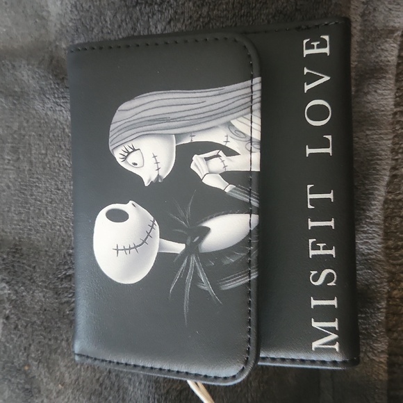 Loungefly | Bags | Loungefly Nightmare Before Christmas Misfit Love ...